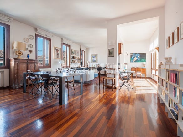 Venice Real Estate – Serena Bombassei